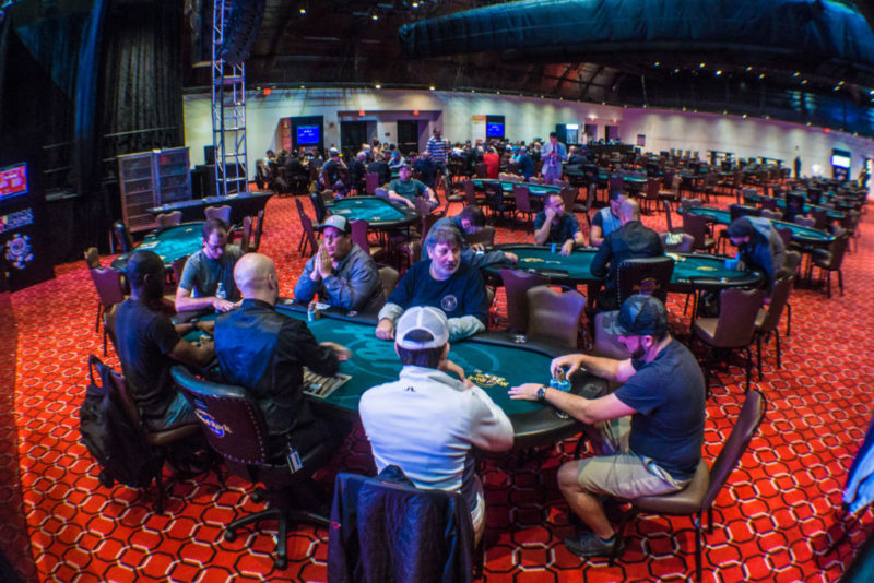 Main Event: Cards in the Air | Coco Poker